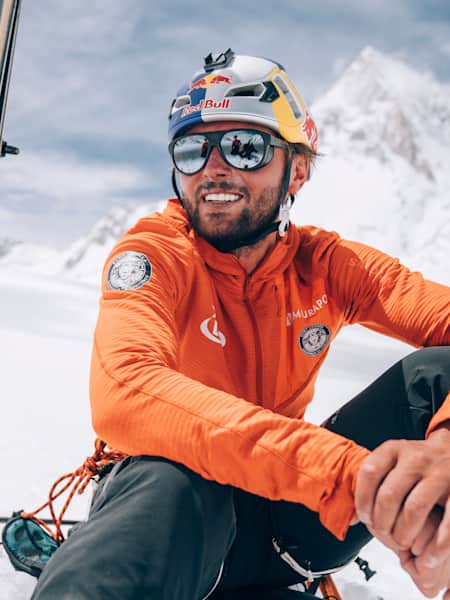 Andrzej Bargiel: skiing down Karakoram's 8000m peaks