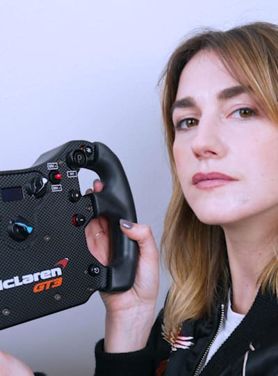 Fanatec McLaren wheel: SimRacingGirl talks us through