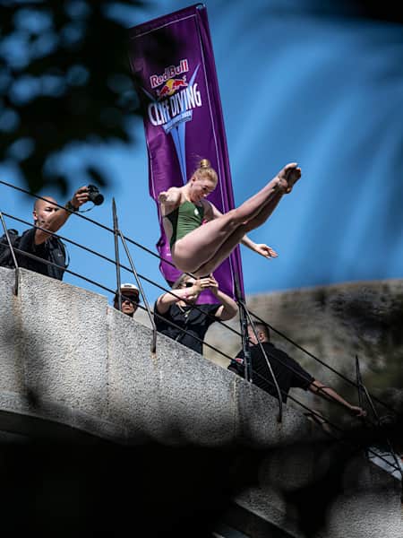 Molly Carlson: Get to know the Canadian cliff diver