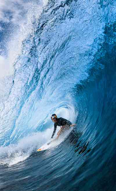 Caitlin Simmers: Surfing – Red Bull Athlete Profile