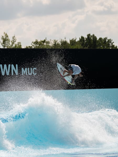 o2 SURFTOWN MUC: Spot Check mit Surf-Profi Leon Glatzer