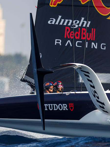 Alinghi Red Bull Racing: Yeda