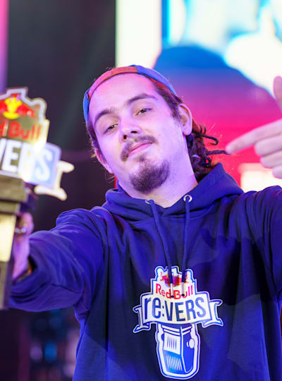 MOTANU' câștigă Red Bull re:VERS 2020