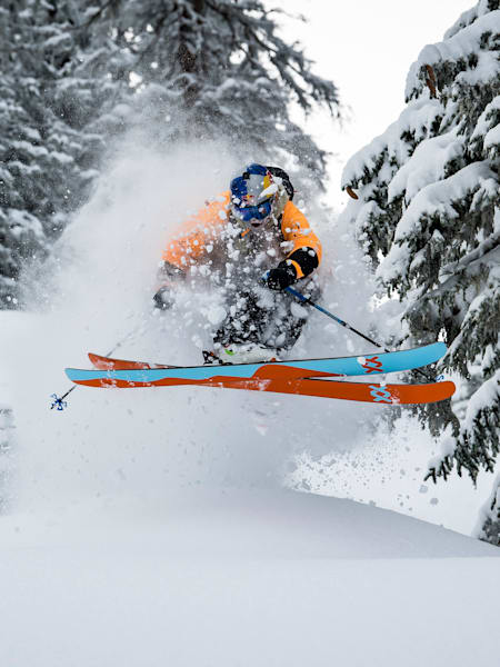 How to tell if your friend has a ski addiciton