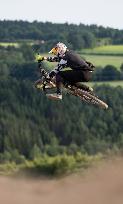Thomas Genon: MTB Freeride – Red Bull athlete profile