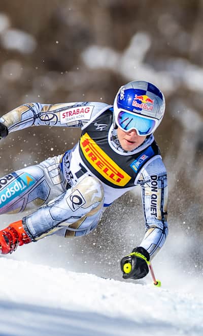 Ester Ledecká: Skiing & Snowboarding – Athlete Profile