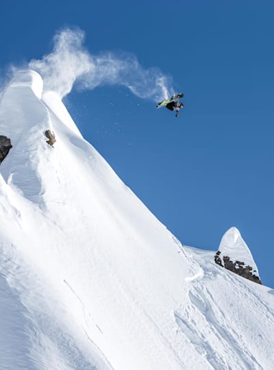 Top 6 des meilleurs tricks de snowboard de Travis Rice!