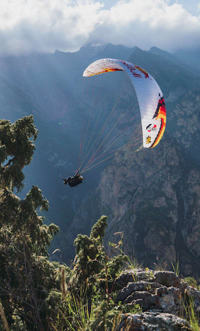 Egor Posokhin: Paragliding – Red Bull Athlete Profile
