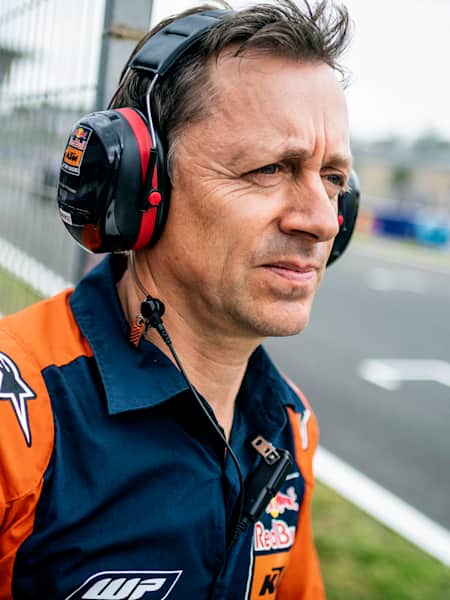 interview - KTM team principal Mike Leitner