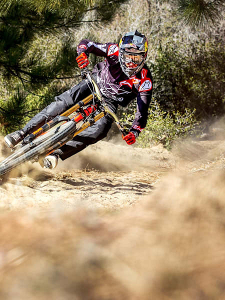 Aaron Gwin *Video* Inside the life of a champion