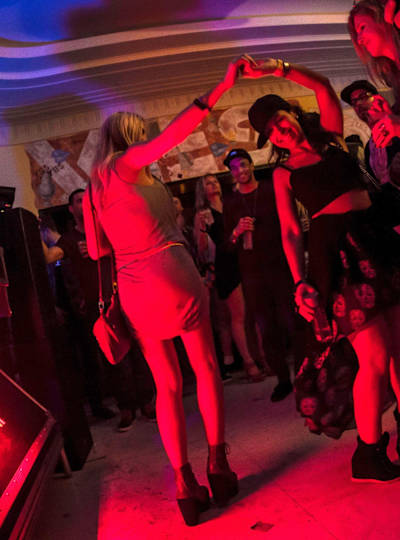 Origen de la música circuit