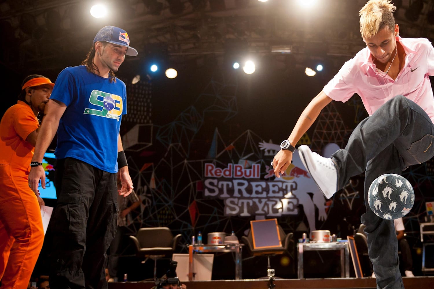 Brazil captain Neymar v freestyle legend Sean Garnier