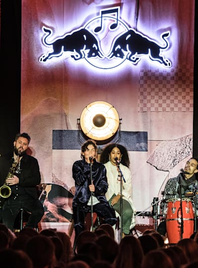 Freja Kirk udgiver sin Red Bull Stripped Session fra Nationalmuseet