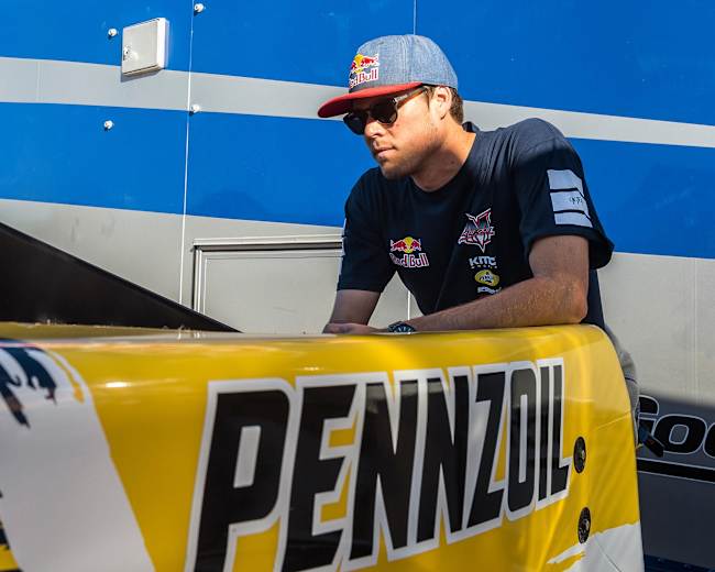 Bryce Menzies Profile | Bryce Menzies New Frontier