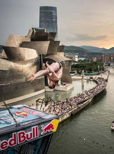 El Red Bull Cliff Diving llega a Bilbao