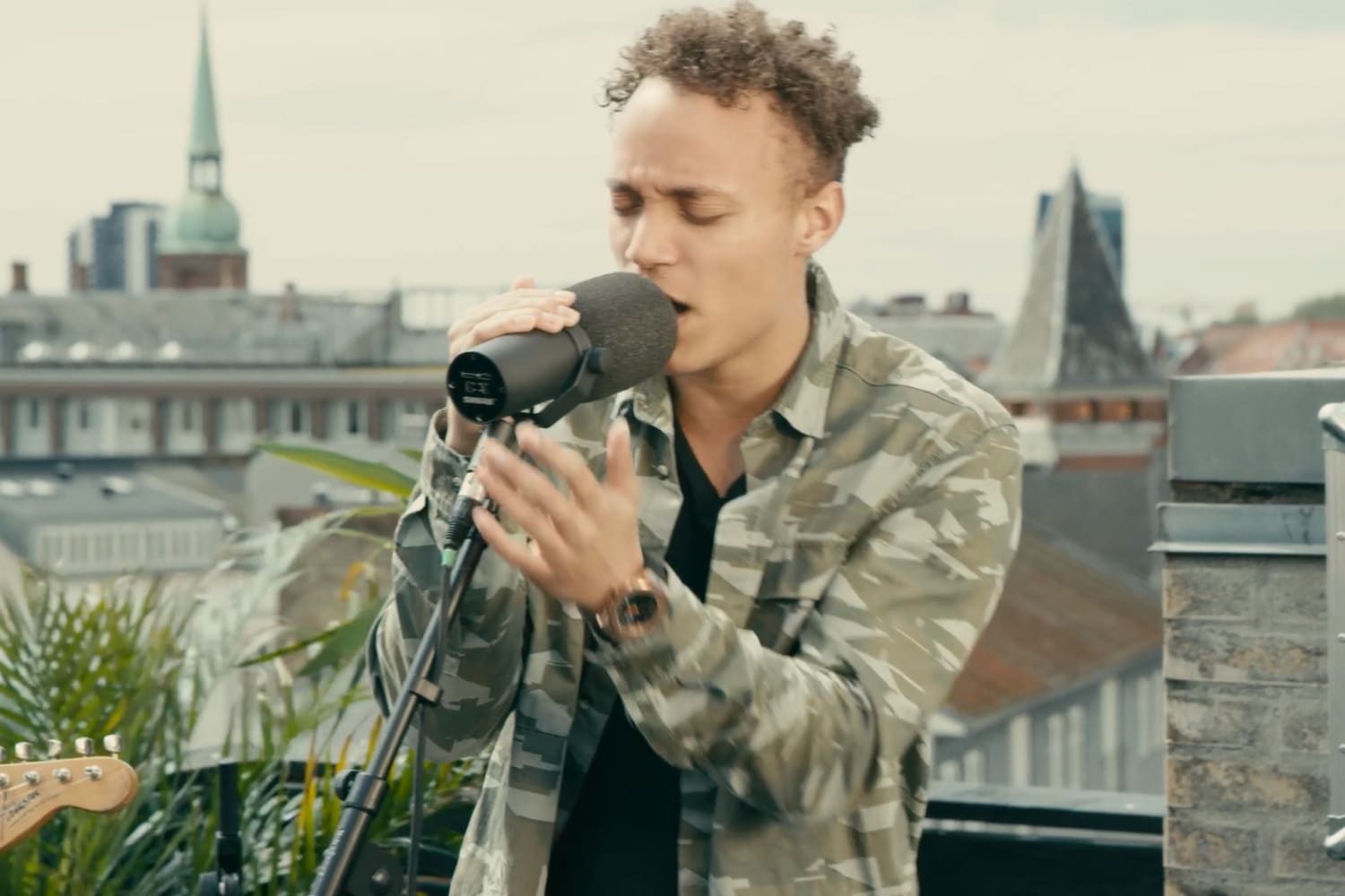 Red Bull Music Sessions: Alexander Oscar 'So Low'