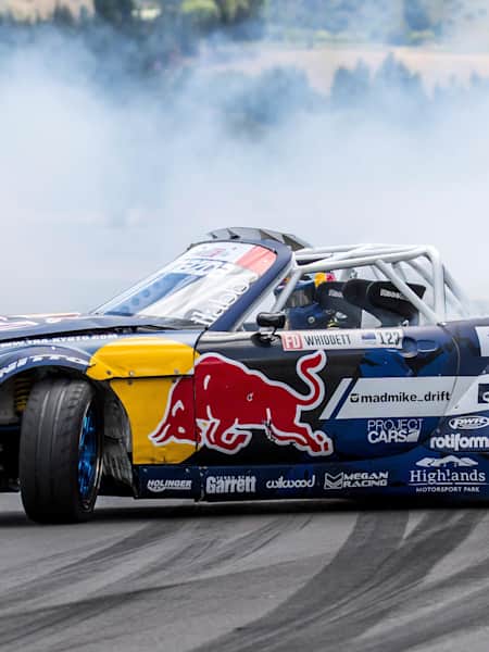 Mad Mike Whiddett 360 degree POV Video