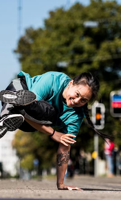 Sunny: Dancer profile