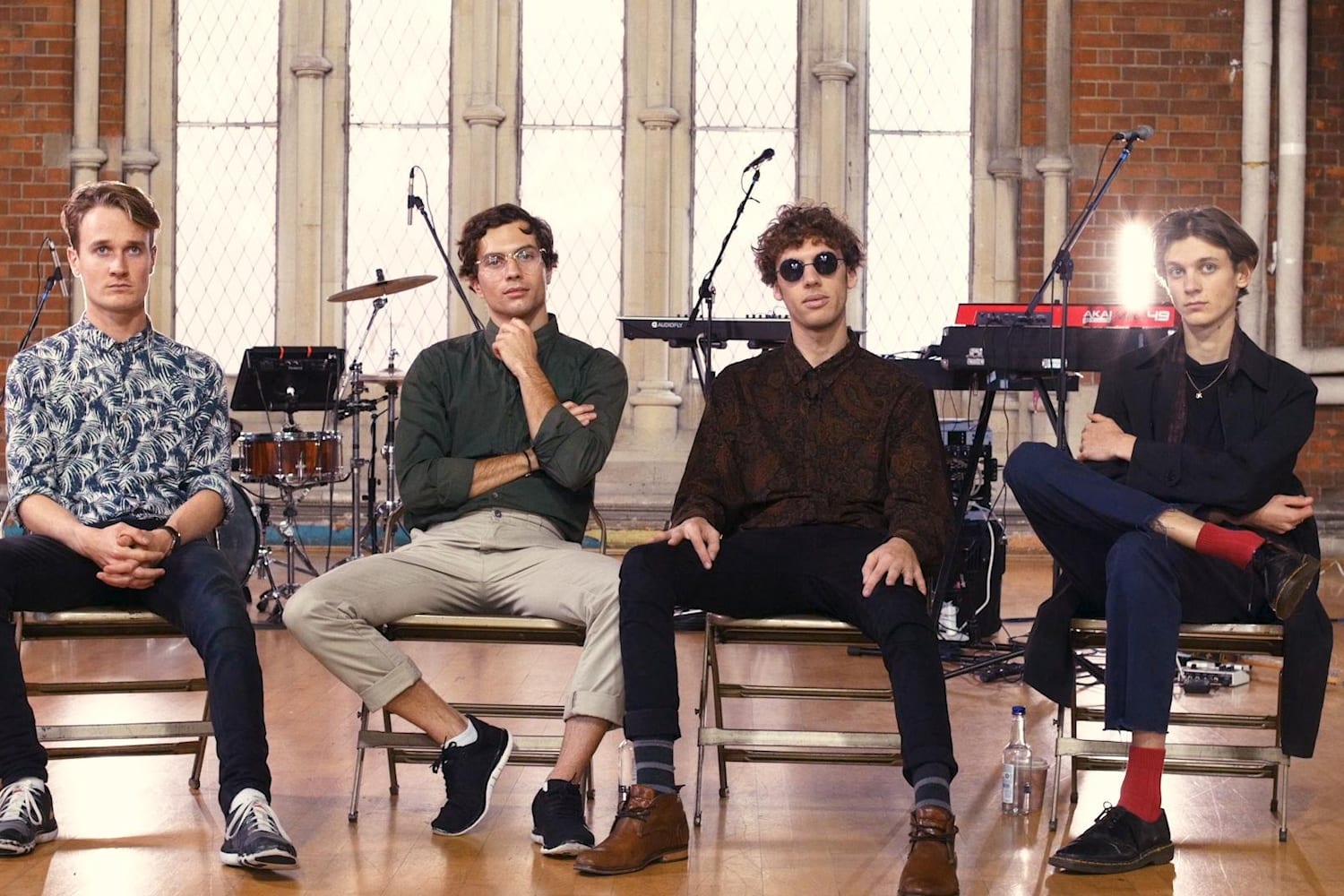 Australian band Tora perform Too Much and Blame