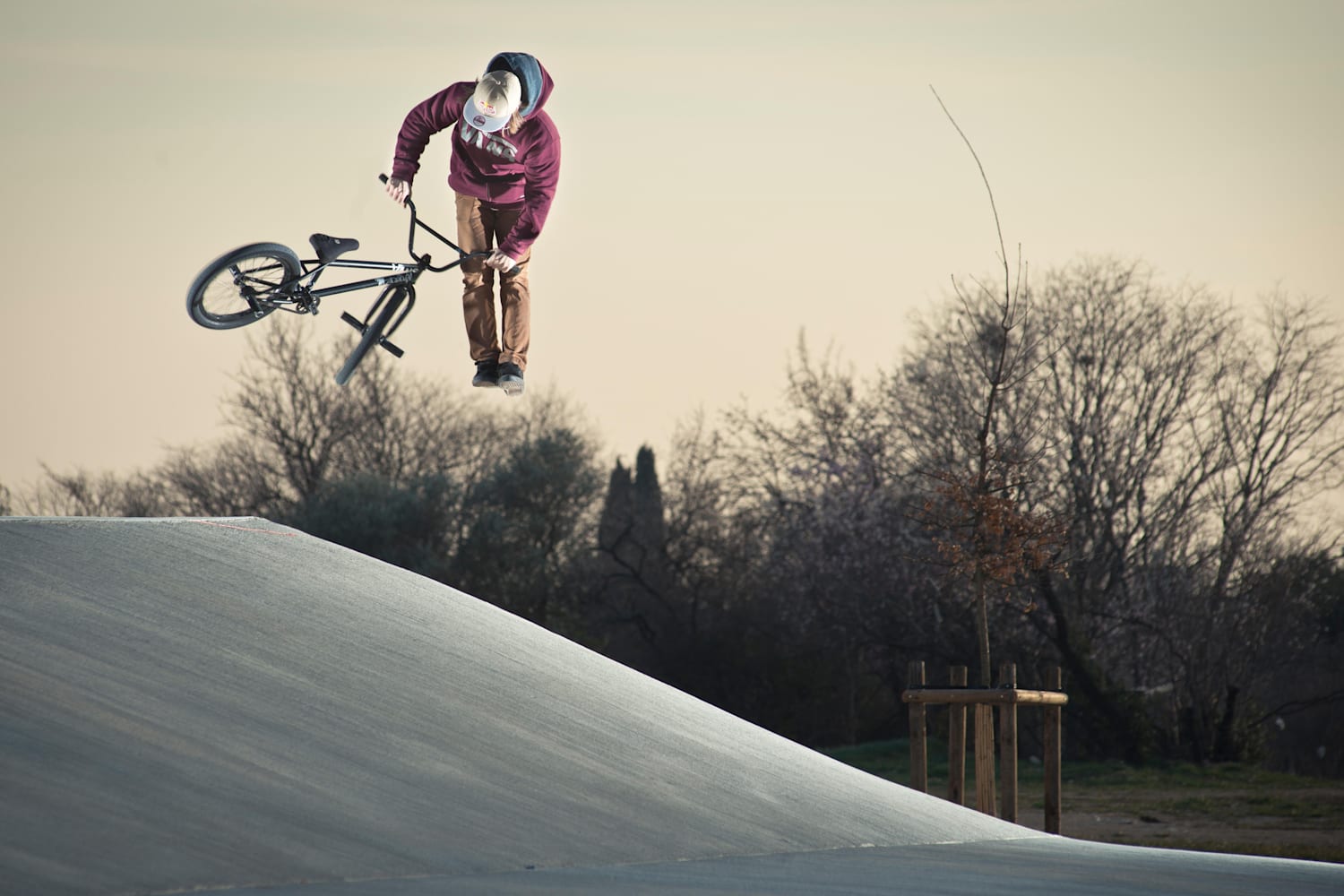 Vidéo : Anthony Perrin monte en grade