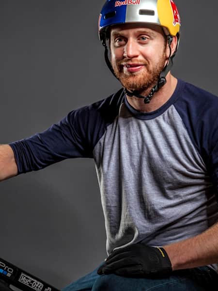 Danny MacAskill: intervista e video