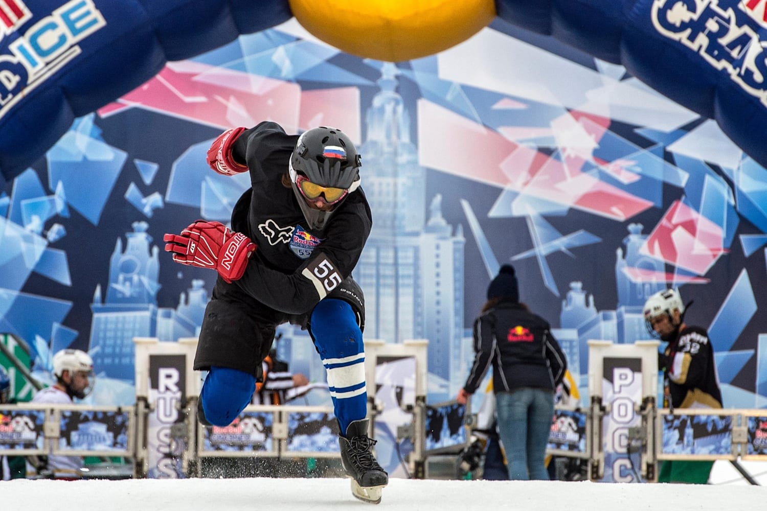 Red Bull Crashed Ice: Crunch time in Moscow