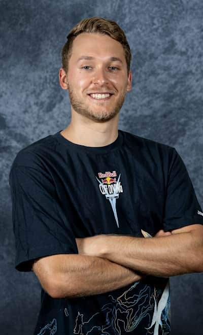 James Lichtenstein: Cliff Diving – Athlete Page