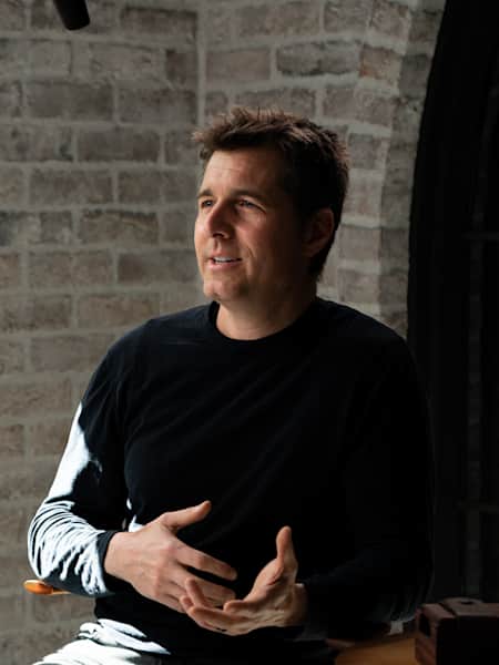 Mind Set Win: Dr Michael Gervais and FOPO