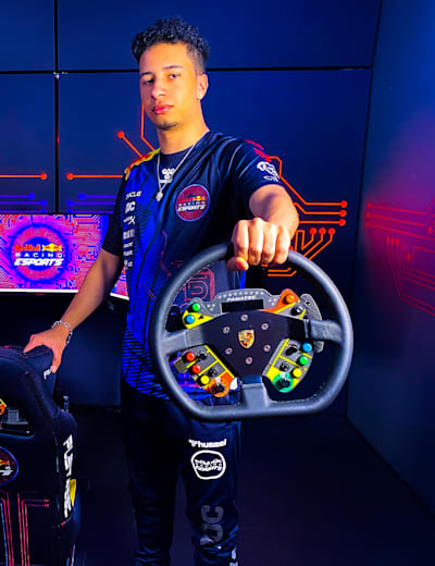 Win A Red Bull Racing Esports Sim-Racing Rig