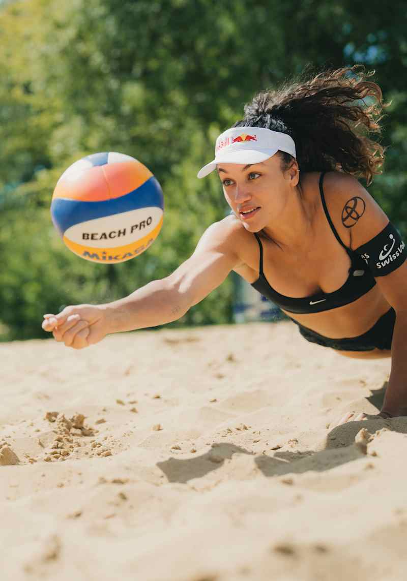 beach volleyball