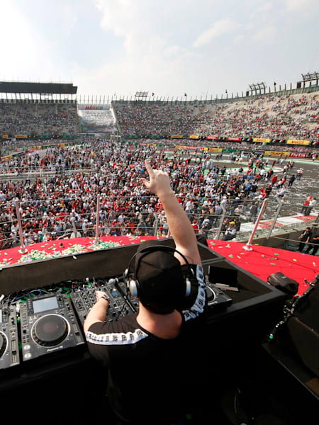 hardwell crowd