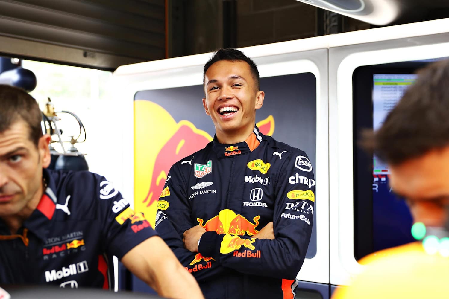 Alex Albon confirmado na Red Bull Racing para 2020