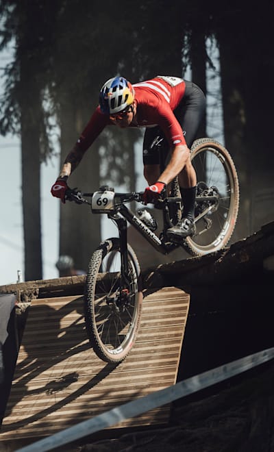 Simon Andreassen: MTB XCO – Red Bull Athlete Profile