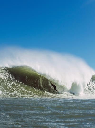 Mick Fanning and Mason Ho on *The Search* | Red Bull