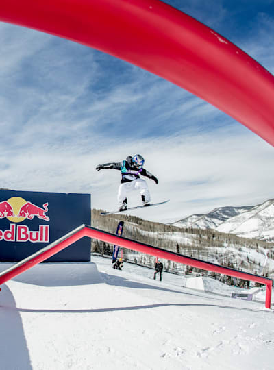 How slopestyle snowboarding competitions are judged