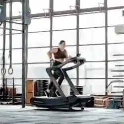 Laura Horváth: Fitness training – Red Bull athlete page