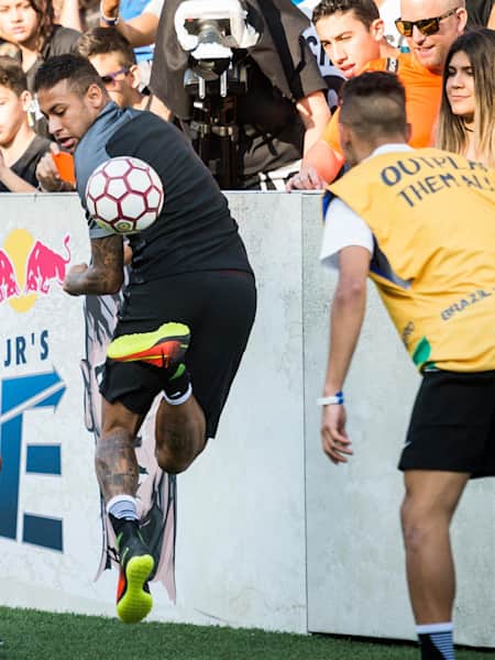Neymar Jr 5 a side soccer event report | Red Bull