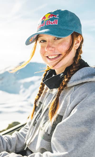 Kirsty Muir: Freeskiing – Red Bull Athlete Profile