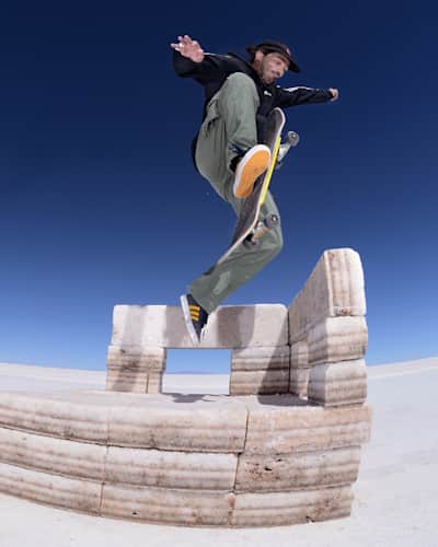 How to master the No Comply skateboarding trick