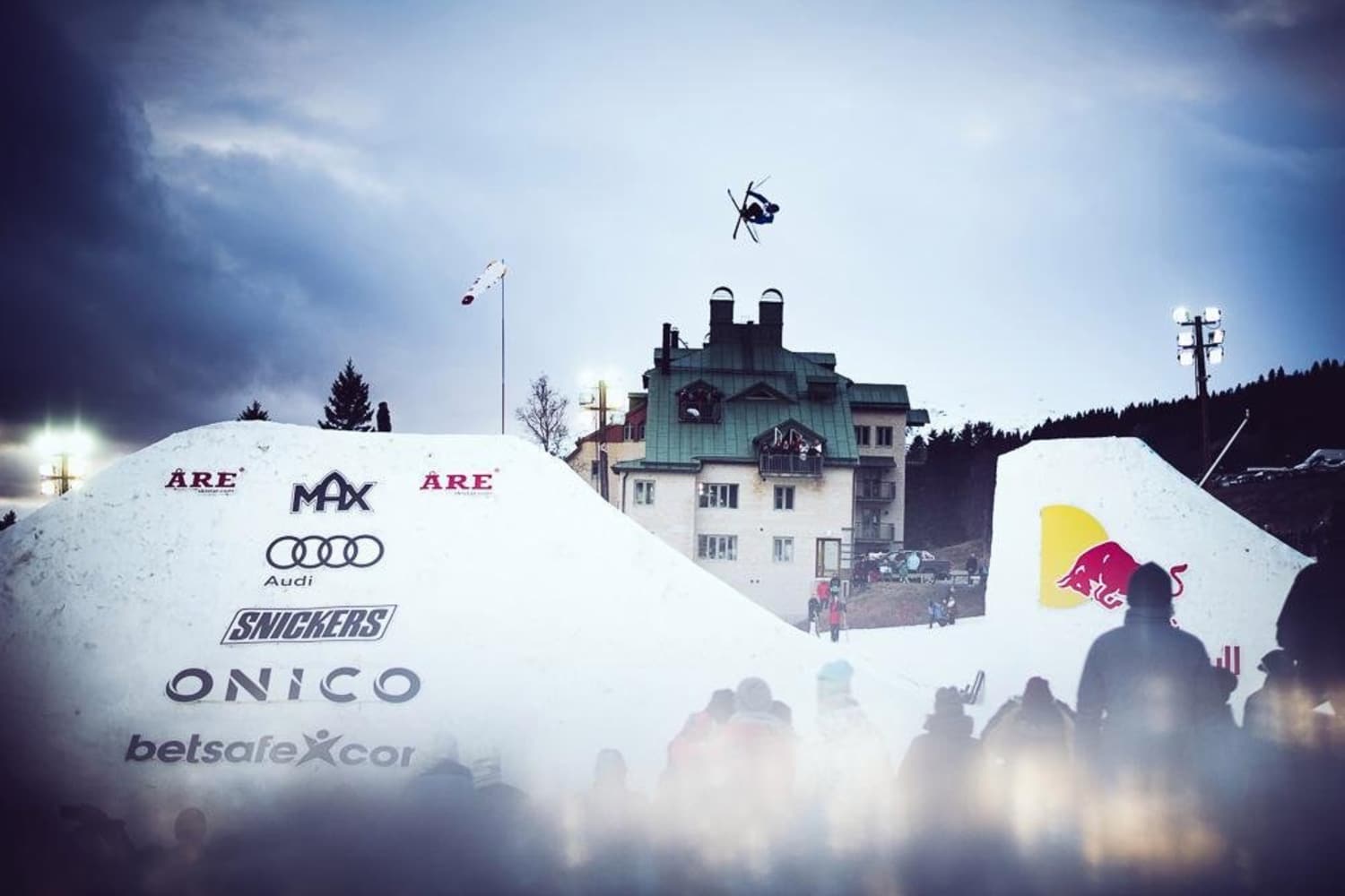 Jon Olsson Invitational: Quaifying *video and photos*