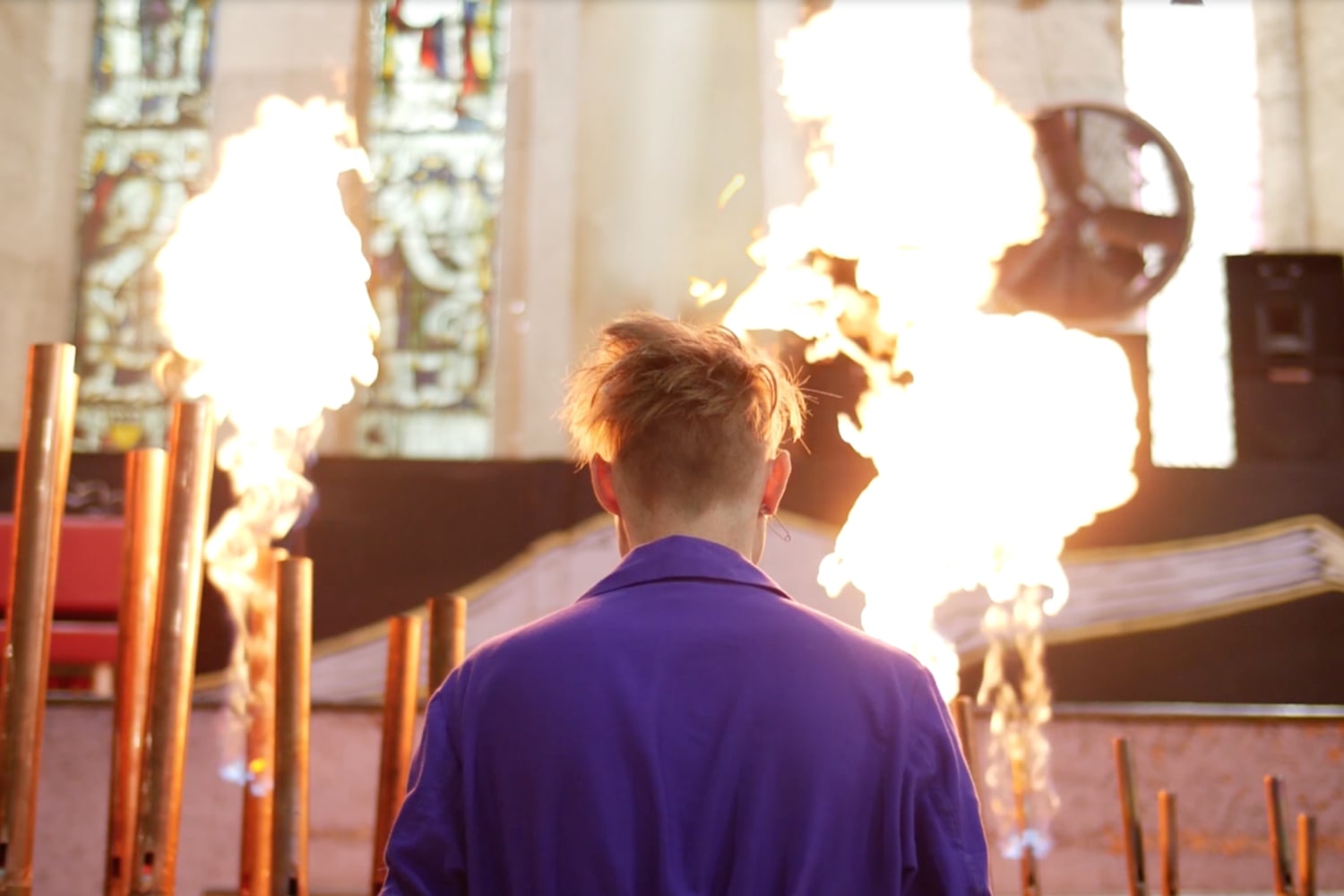 LOOK MUM NO COMPUTER's flame-throwing organ ++Video++