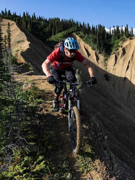 MTB-Fahrt über einen Kamm in Alaska +Video+ | Red Bull