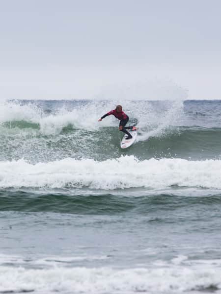 Surf en Normandie: Meilleurs spots de surf en Normandie