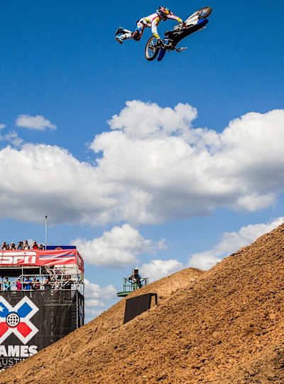 Tom Pages Wins X Games Moto X Quarterpipe