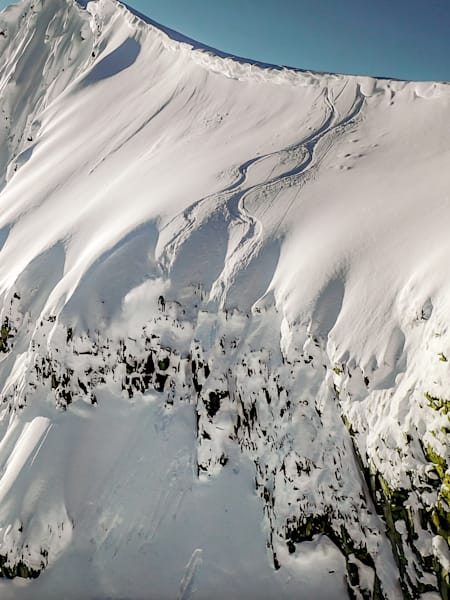 Watch Your New Favourite Female Freeski Crew in Huck Yeah!