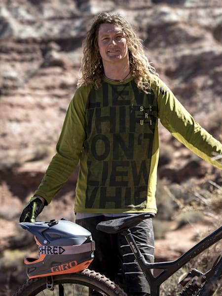 Carson Storch and MTB's Best Remember Kelly McGarry
