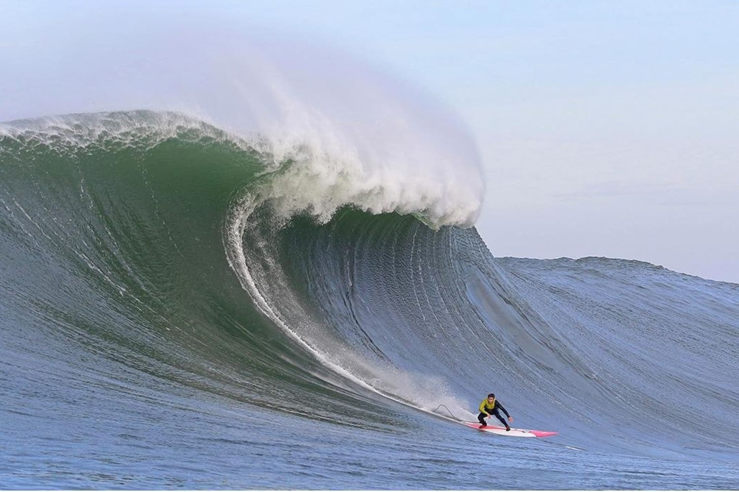 Surf : Mavericks, le retour des vagues géantes ! Vidéo