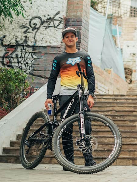 Sebastián Alfaro biografía y palmares ciclismo downhill