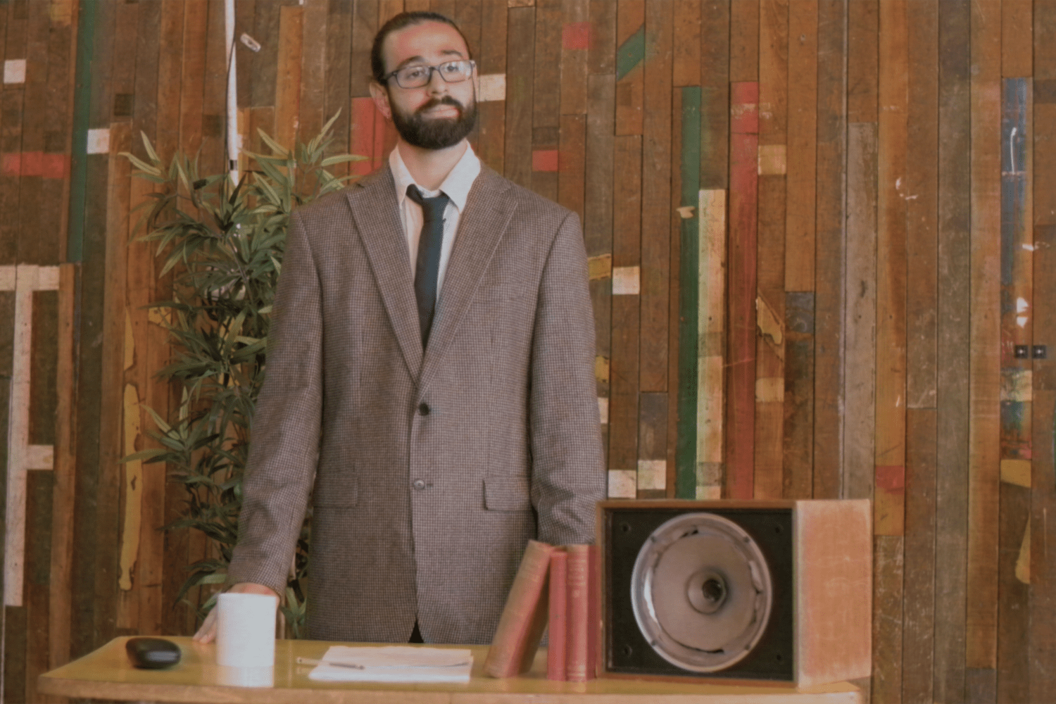 Learn how to rap in Spanish with this tutorial +video+