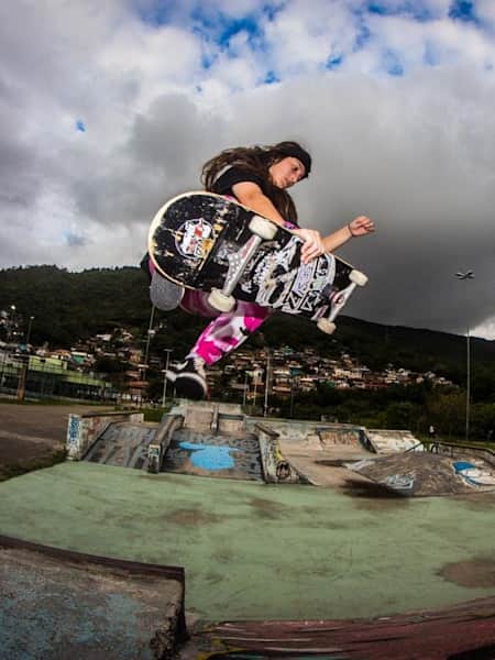 Conheça as novas caras do skate feminino brasileiro